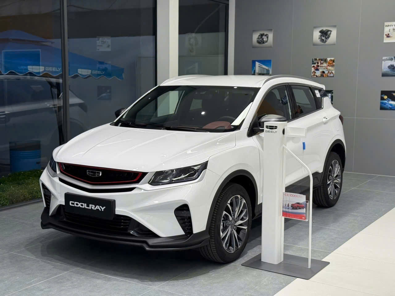 Bán xe Geely Coolray Flagship màu trắng