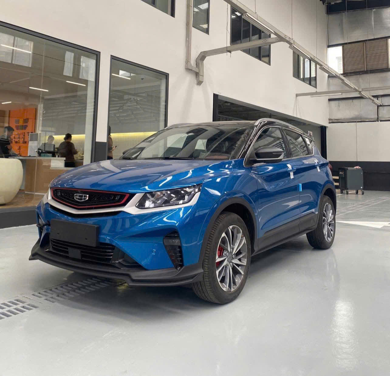 Bán xe Geely Coolray Flagship màu xanh