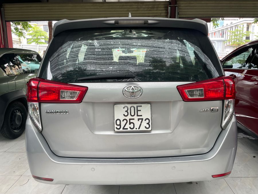 Bán xe Innova E 2017