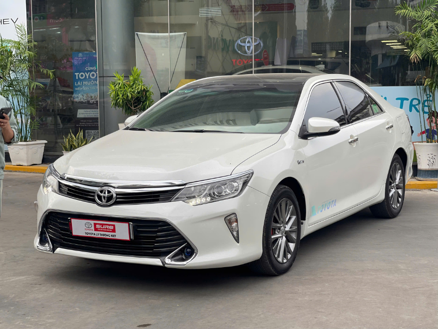 Bán xe Toyota Camry 2.0g 2019 - 76.244 km