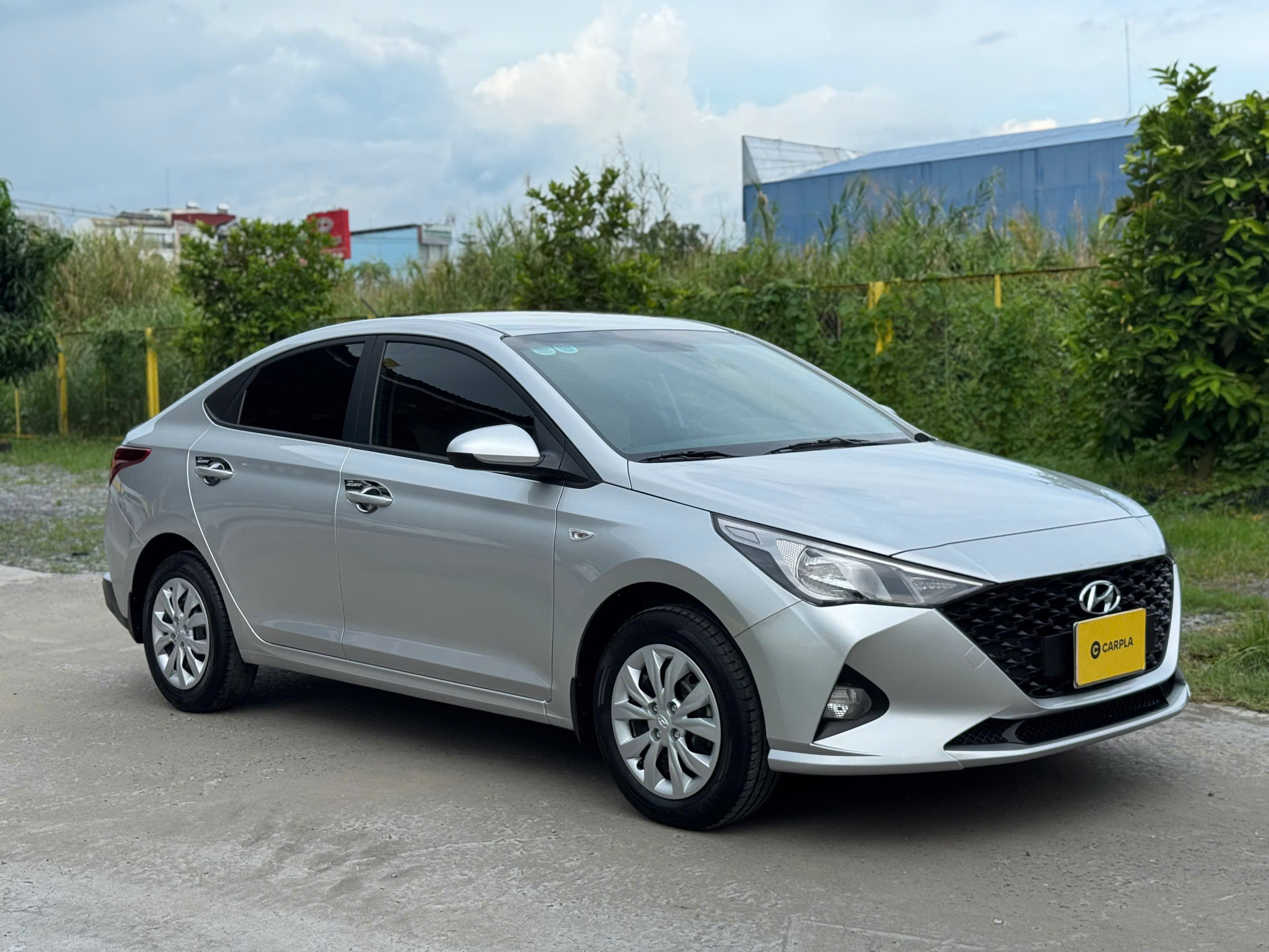 Bán xe Hyundai Accent Mt tiêu chuẩn 2021 - 19.000km