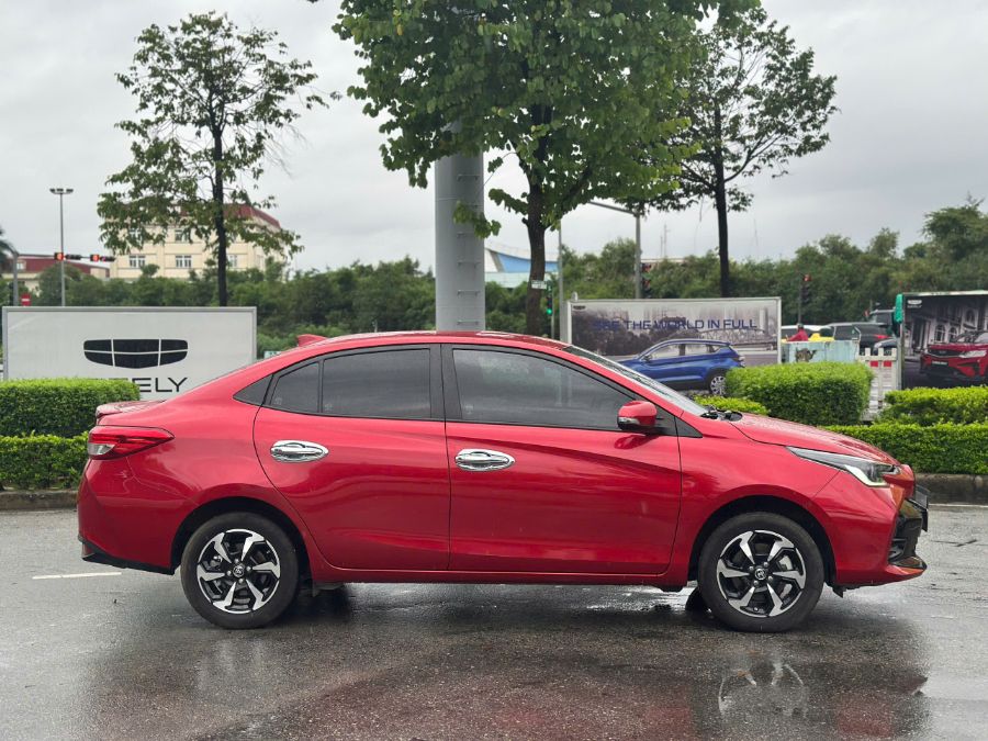 Bán xe Toyota Vios G 2018 -màu đỏ
